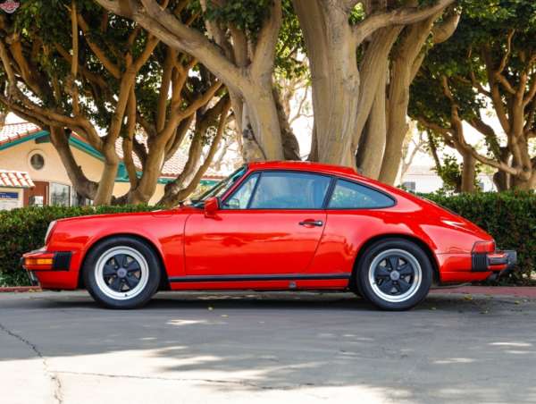 Porsche 911 Carrera 3.2 - For sale & Buyer's Guide - elferspot.com