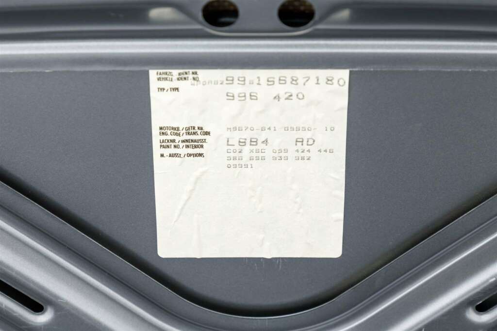 Porsche 996 Turbo 2001 - elferspot.com - Marktplatz für Porsche Sportwagen