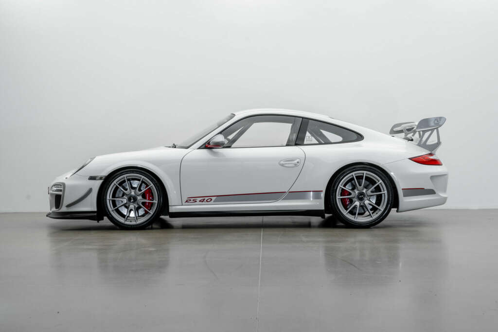 Porsche 997 GT3 RS 4.0 2011 - elferspot.com - Marketplace for Porsche Sports Cars