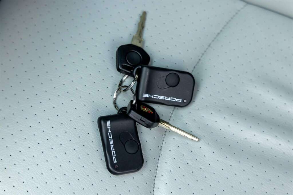 Porsche 993 Carrera 1996 - elferspot.com - Marketplace for Porsche ...