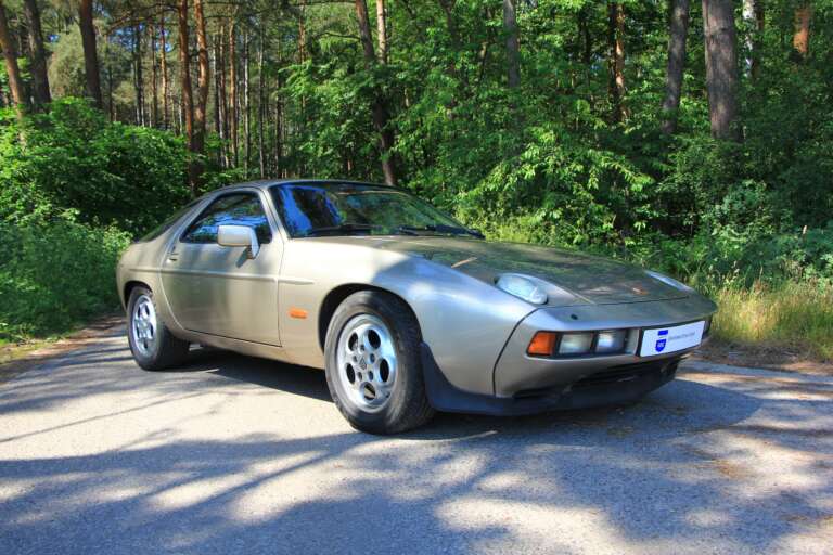 Porsche 928 S 1984 - elferspot.com - Marketplace for Porsche Sports Cars