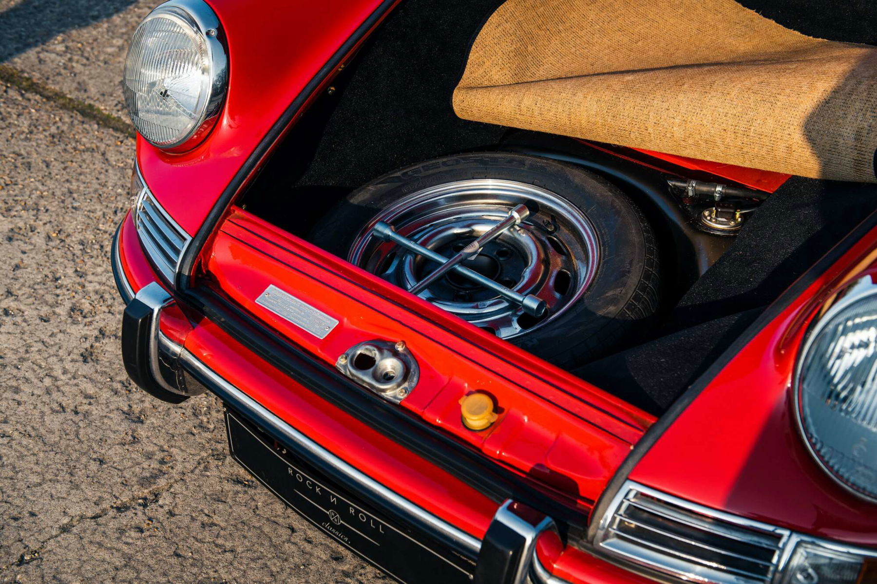 Porsche 911 1968 - elferspot.com - Marketplace for Porsche Sports Cars