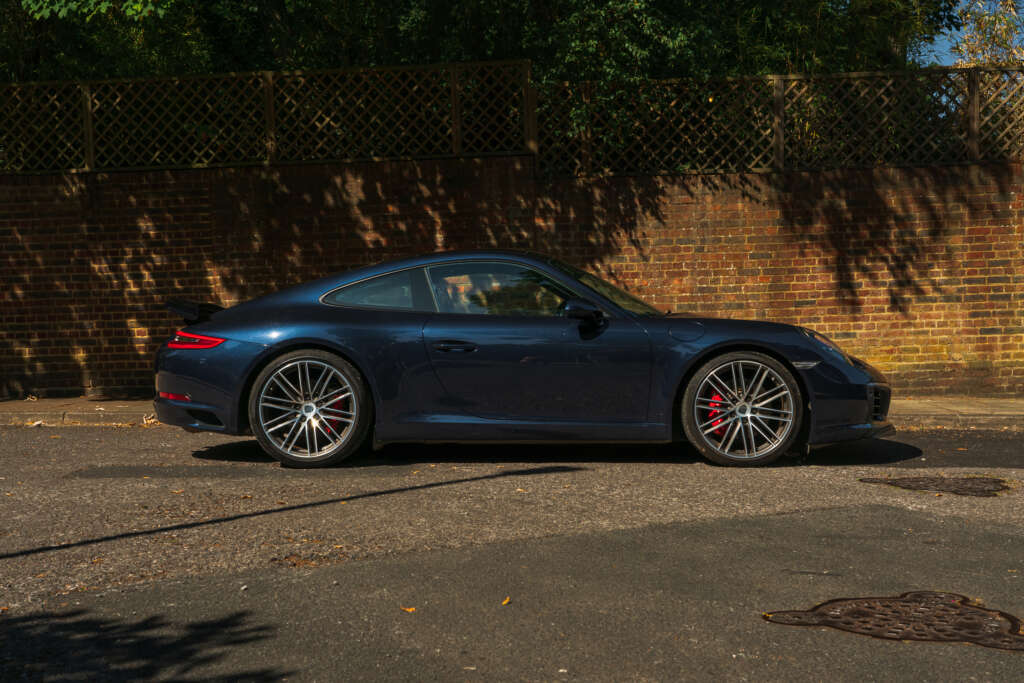Porsche 991.2 Carrera S 2017 - elferspot.com - Marketplace for Porsche ...