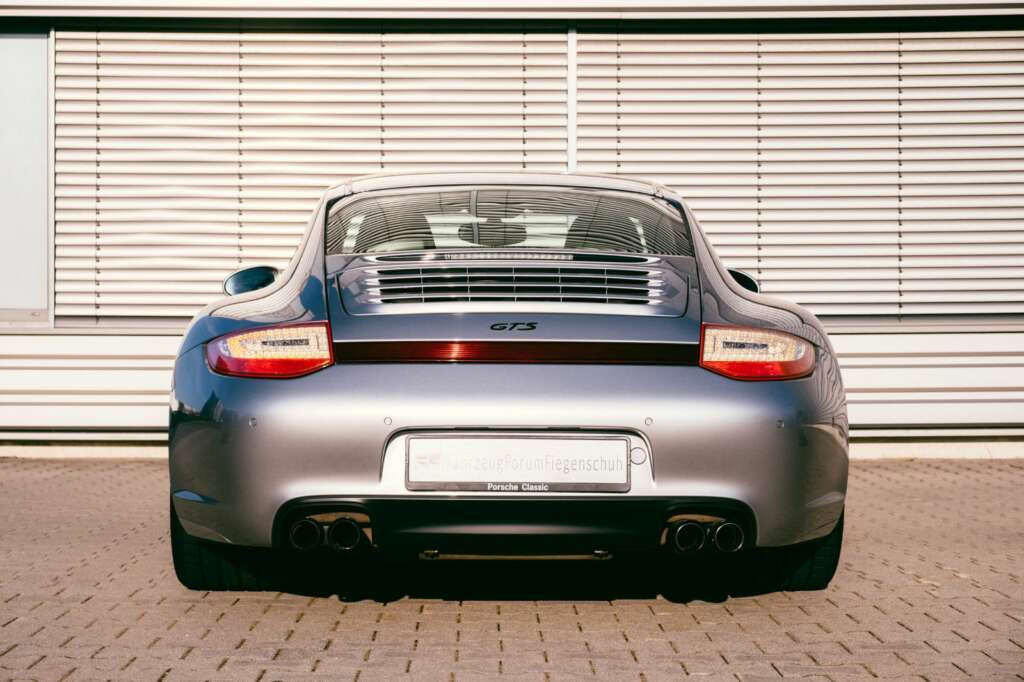 Porsche 997.2 Carrera 4 GTS 2012 - elferspot.com - Marketplace for ...