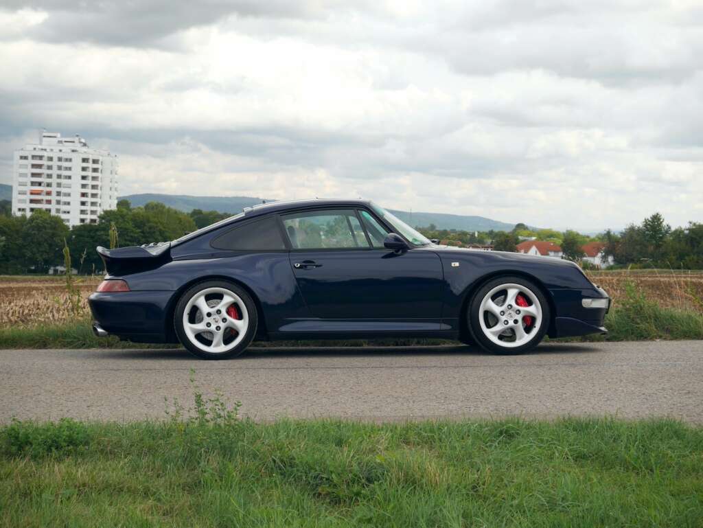 Porsche 993 Turbo 1995 - elferspot.com - Marketplace for Porsche Sports ...