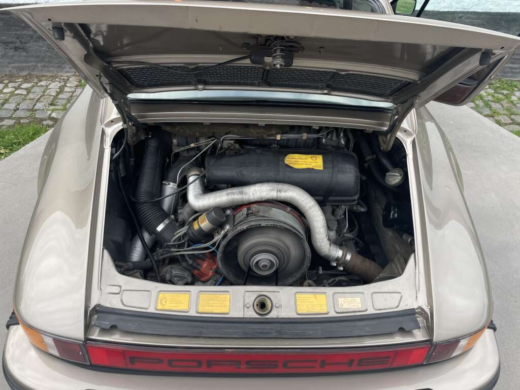 Porsche 911 SC 1982 - elferspot.com - Marketplace for Porsche Sports Cars