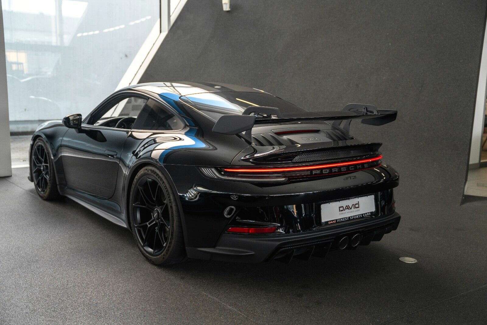 Porsche 992 Schwarz