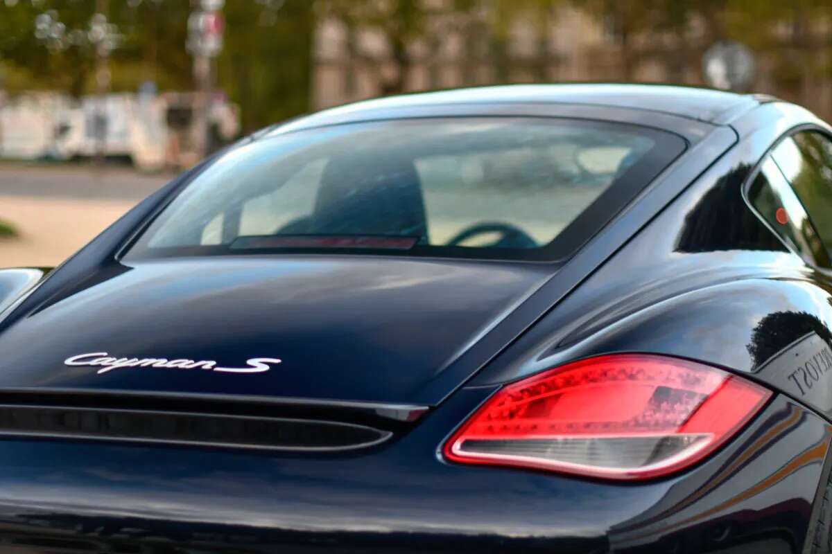 Porsche Cayman S 2009 - elferspot.com - Marketplace for Porsche Sports Cars