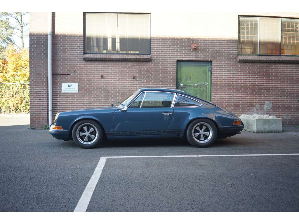 Porsche 911 Backdate 1985 - elferspot.com - Marketplace for Porsche ...
