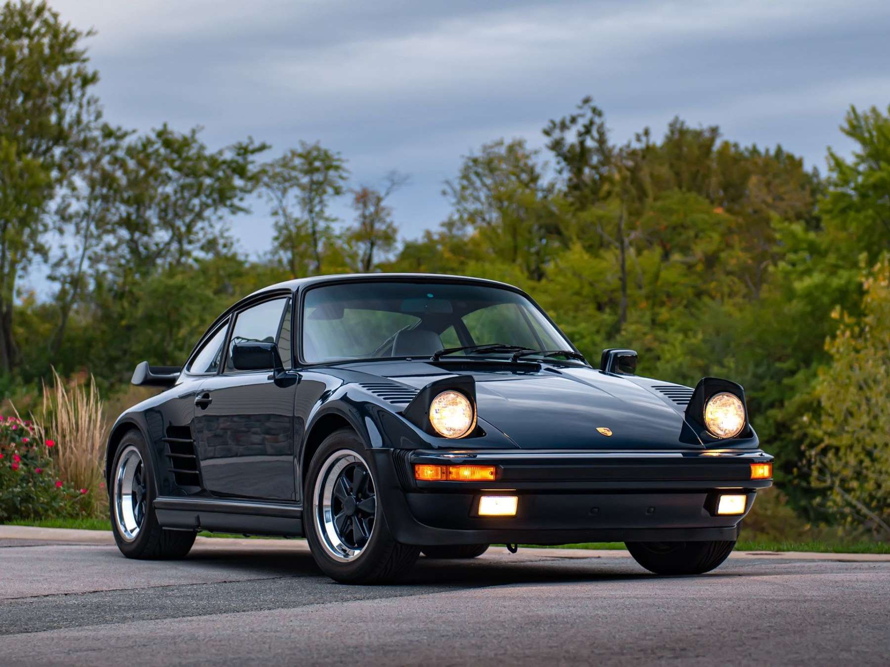 Porsche 911 Turbo Flachbau 1988 - elferspot.com - Marketplace for ...