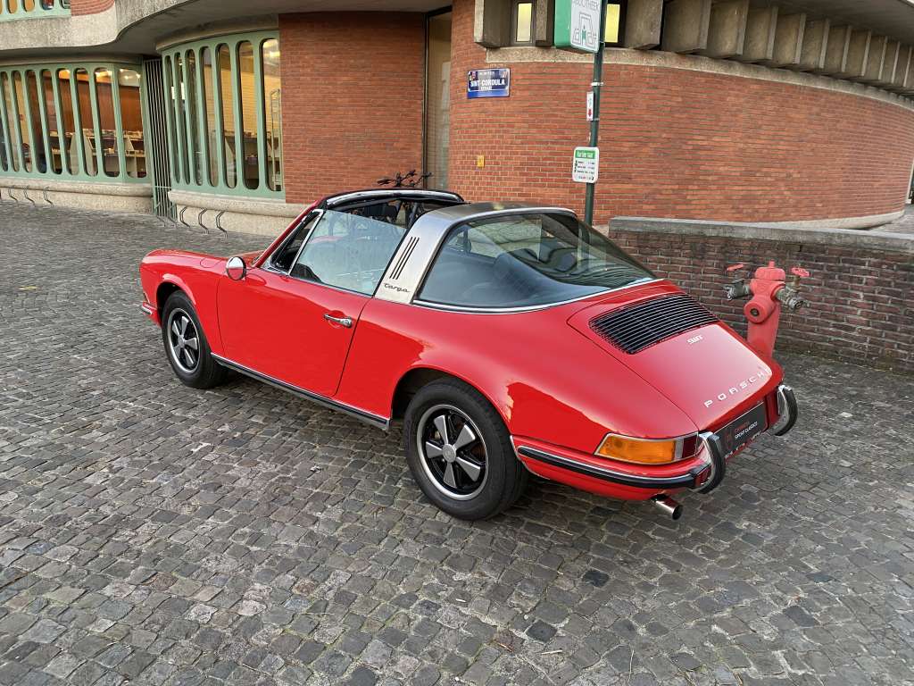 Porsche 911 T 1969 - elferspot.com - Marketplace for Porsche Sports Cars