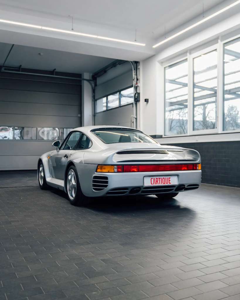 Porsche 959 1988 - elferspot.com - Marketplace for Porsche Sports Cars