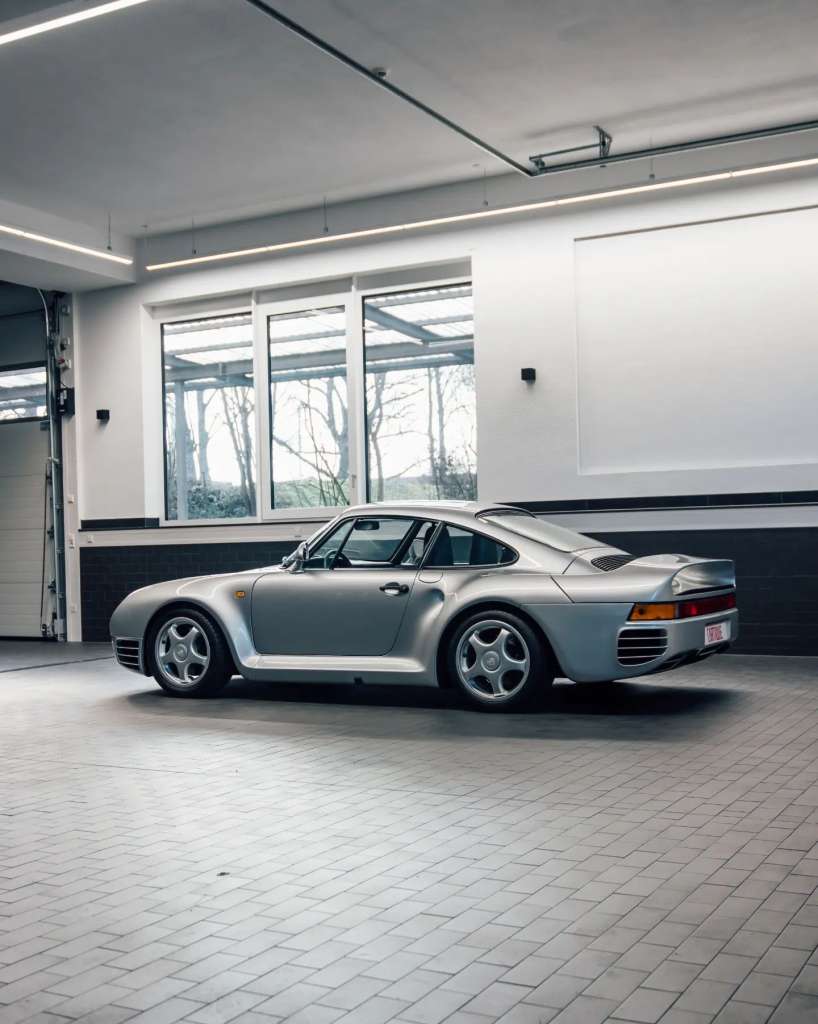 Porsche 959 1988 - elferspot.com - Marketplace for Porsche Sports Cars