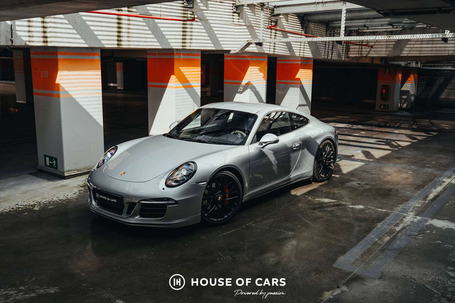 Porsche 991 Carrera GTS 2015 - elferspot.com - Marketplace for Porsche ...