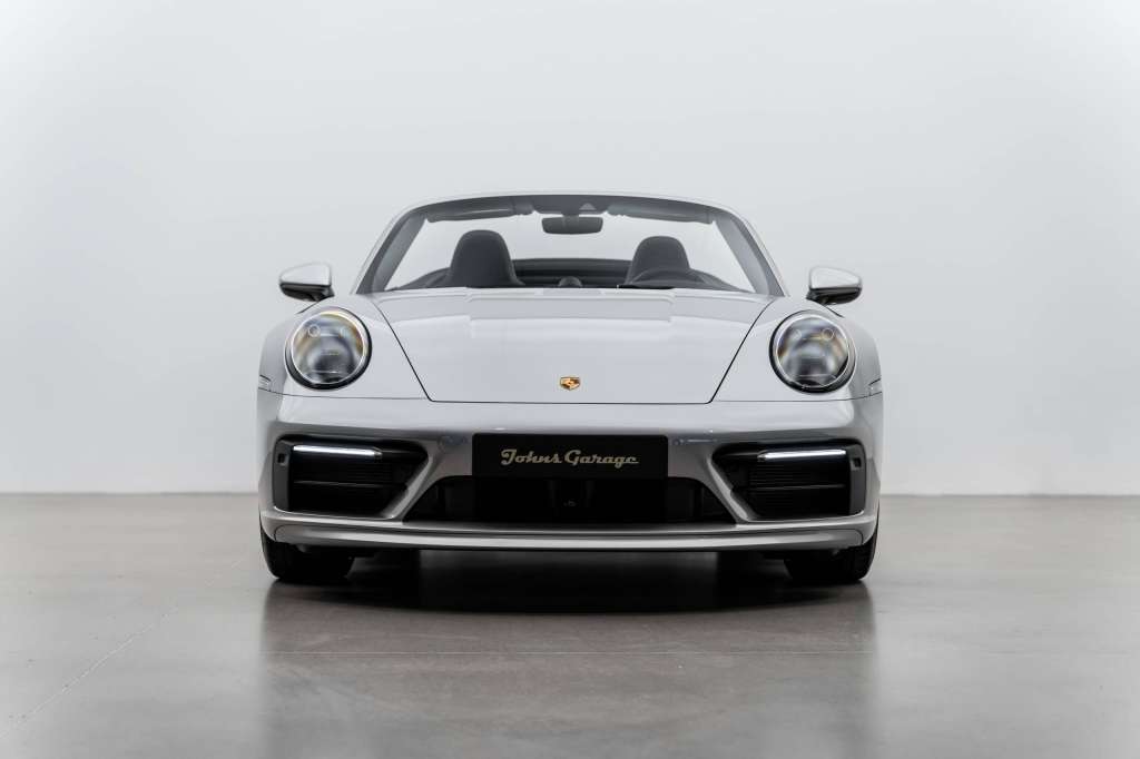 Porsche 992 Carrera S 2021 - elferspot.com - Marketplace for Porsche ...