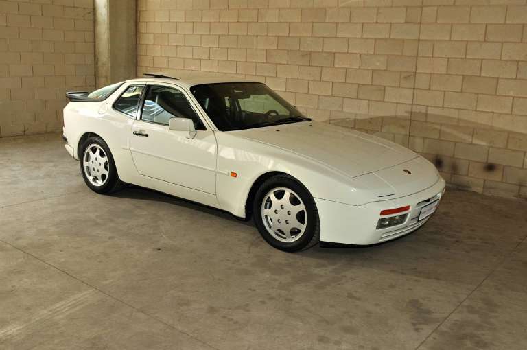 Porsche 944 GTR 1987 - elferspot.com - Marketplace for Porsche Sports Cars
