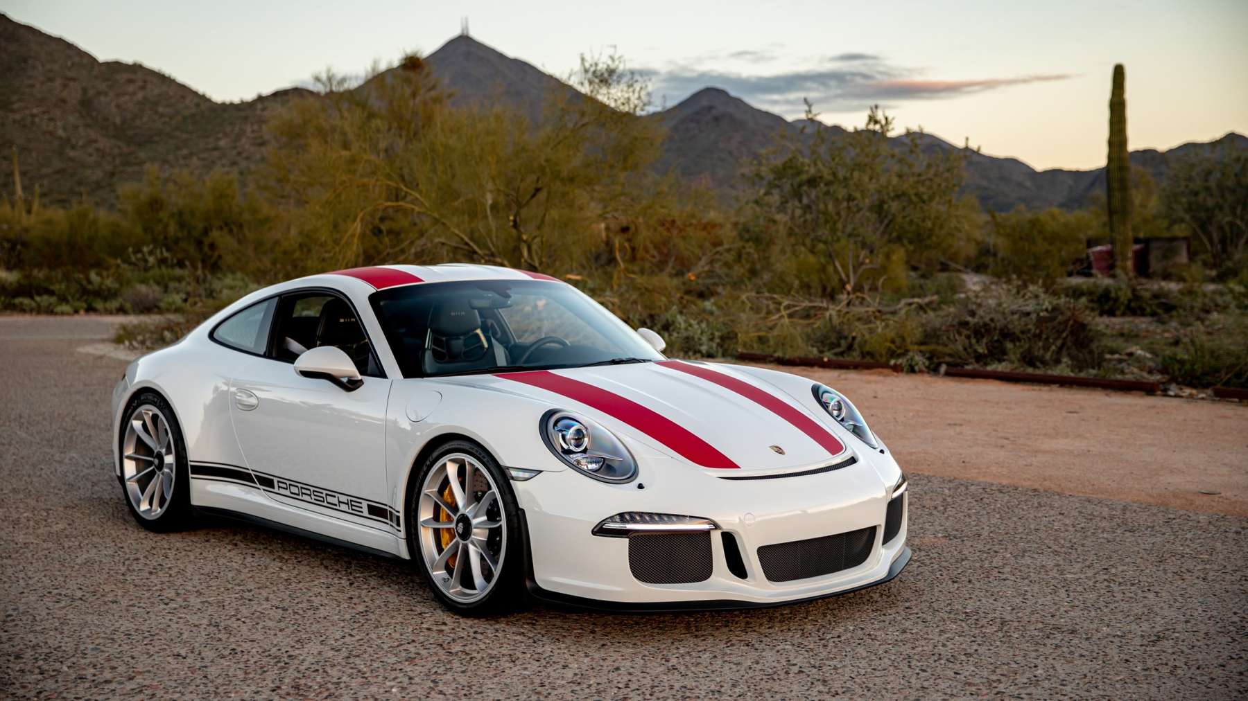 Porsche 911 R 2016 - elferspot.com - Marketplace for Porsche Sports Cars