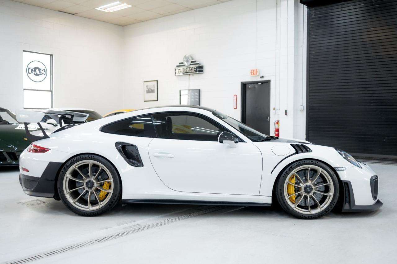 Porsche 991 GT2 RS 2018 - elferspot.com - Marketplace for Porsche ...