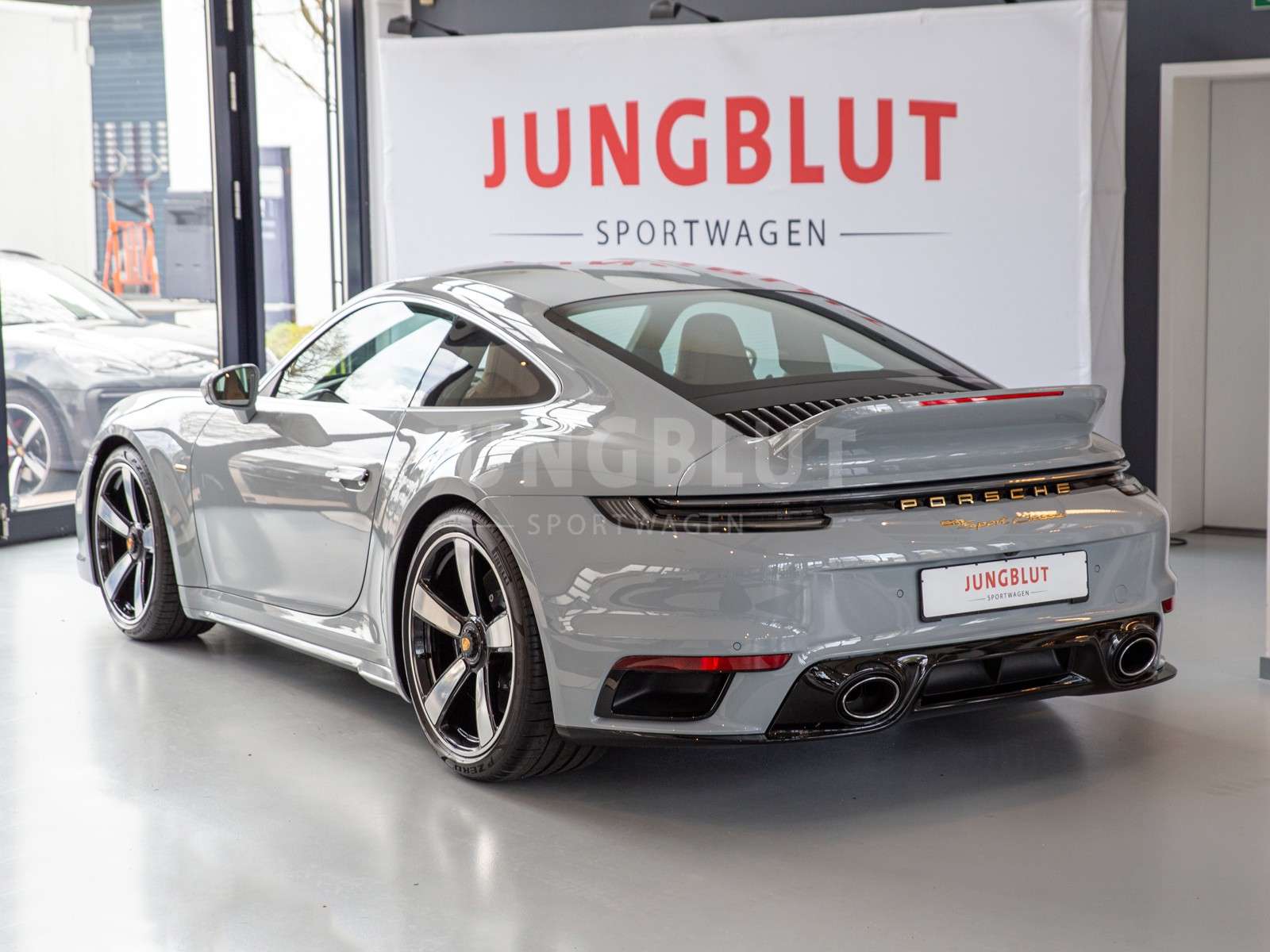 Porsche 992 Sport Classic 2023 - elferspot.com - Marketplace for ...