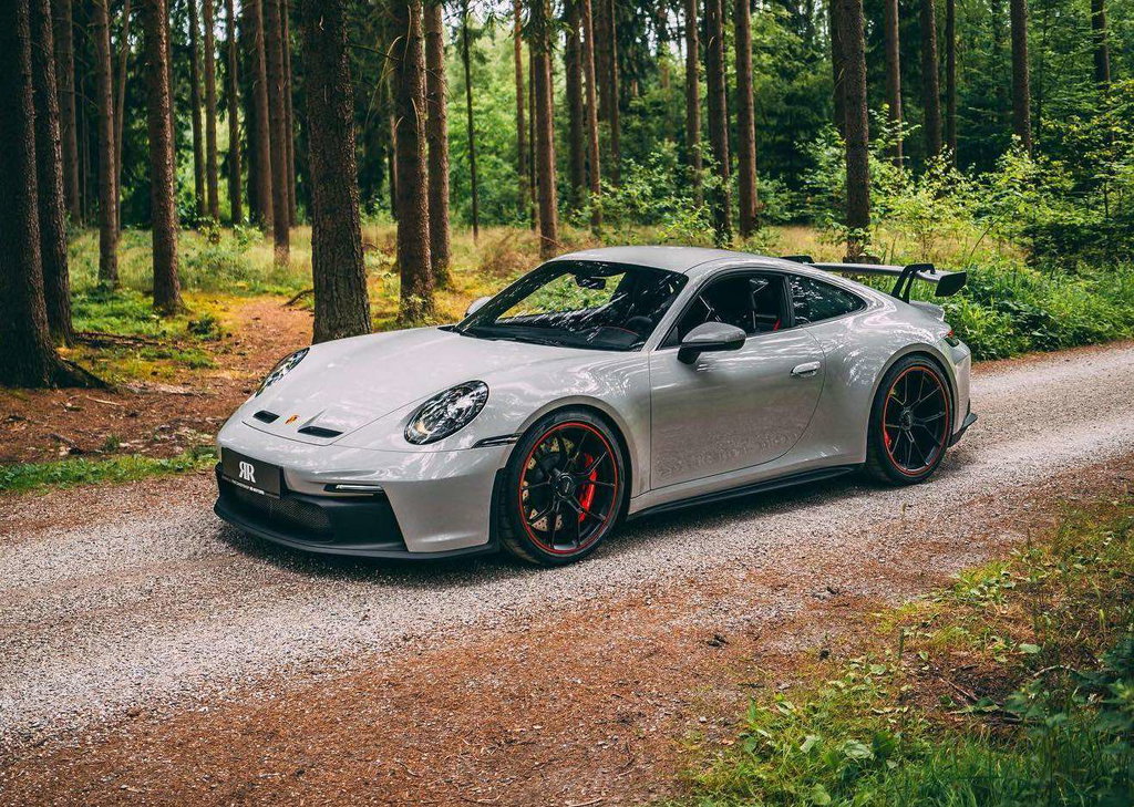 Porsche 992 GT3 2021 - elferspot.com - Marktplatz für Porsche Sportwagen