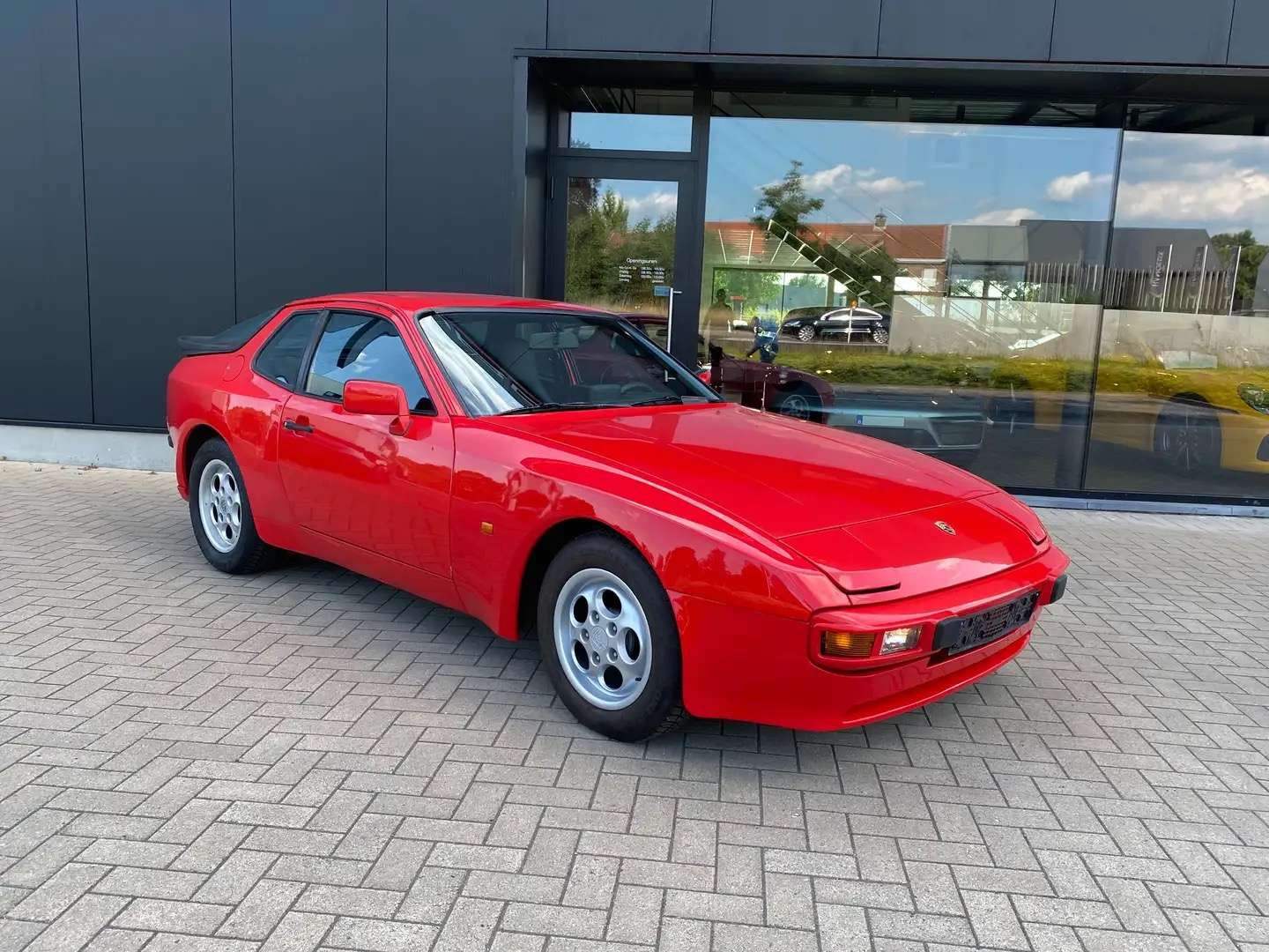 Porsche 944 Coupé 1984 - elferspot.com - Marketplace for Porsche Sports ...