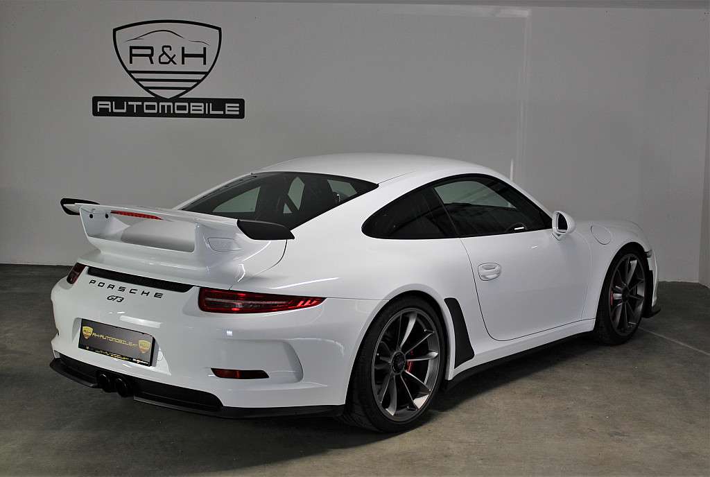 Porsche 991 GT3 2015 - elferspot.com - Marketplace for Porsche Sports Cars