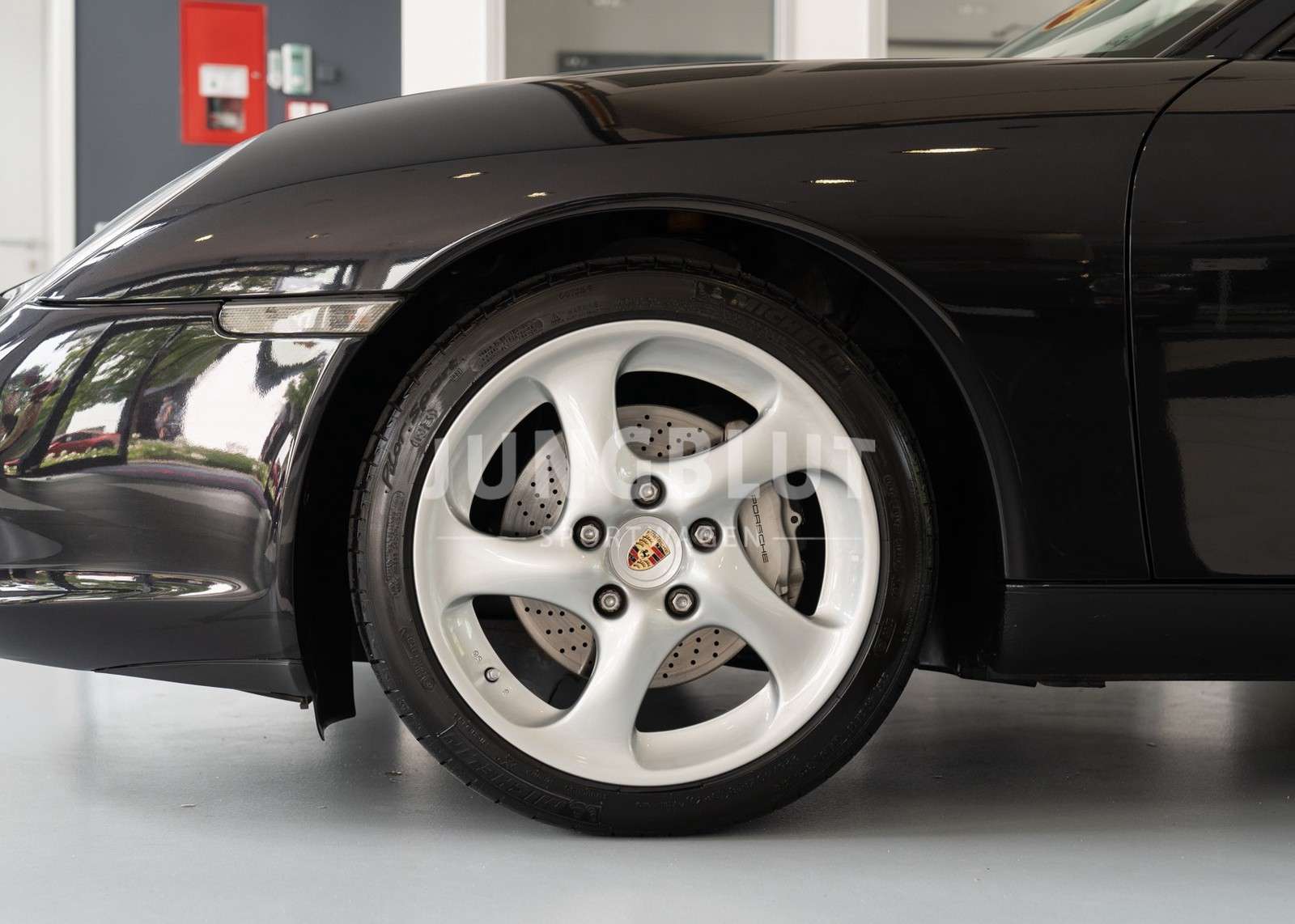 Porsche 996 Carrera 4 2003 - elferspot.com - Marketplace for Porsche ...