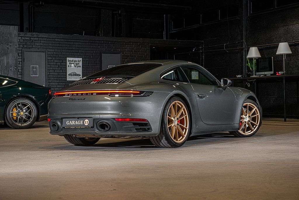 Porsche 992 Carrera S 2020 - elferspot.com - Marketplace for Porsche ...