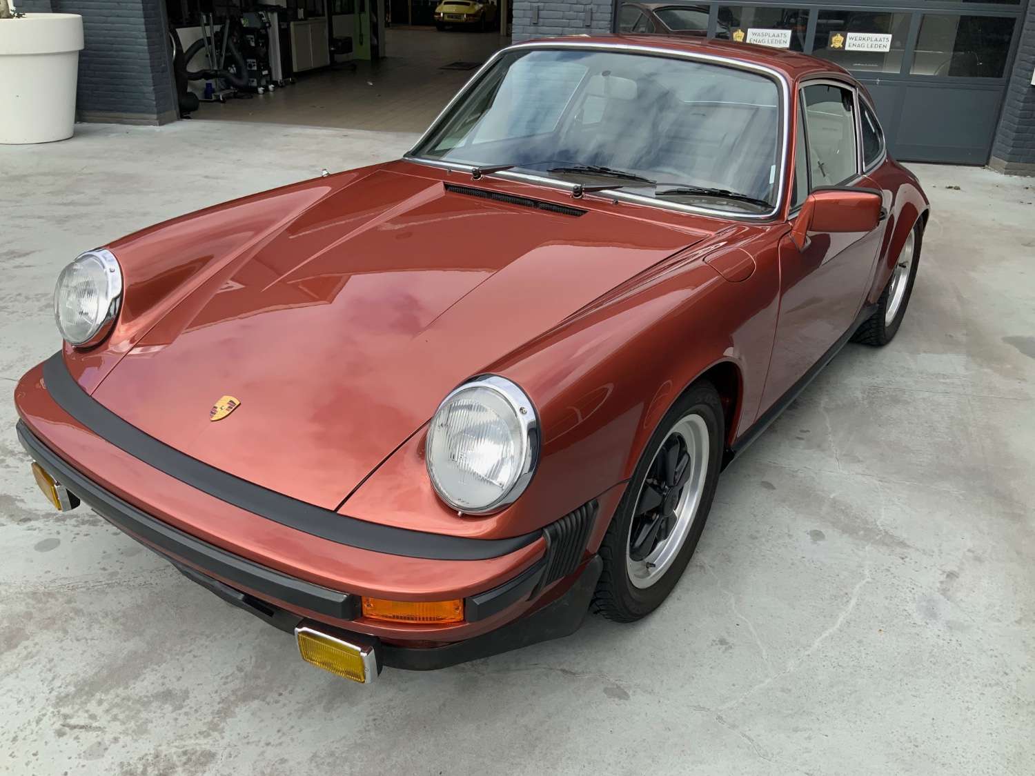 Porsche 911 SC 1979 - elferspot.com - Marketplace for Porsche Sports Cars
