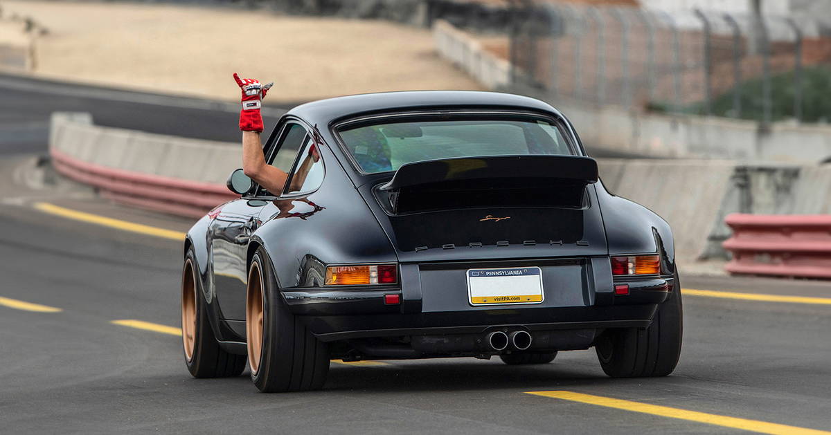 Drew Coblitz und sein Porsche 911 reimagined by Singer - elferspot.com ...