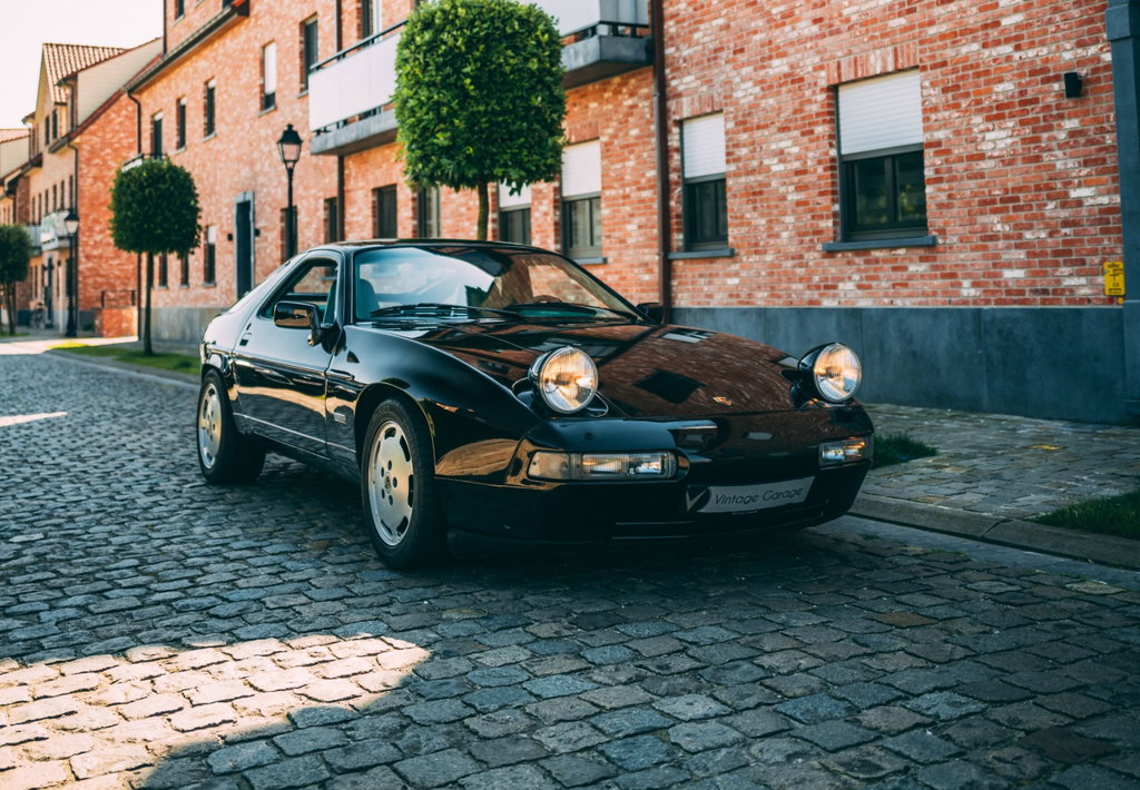 Porsche 928 S4 Buyer's Guide - elferspot.com - Magazine