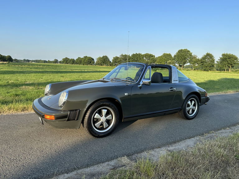 Porsche 911 SC 1981 - elferspot.com - Marktplatz für Porsche Sportwagen