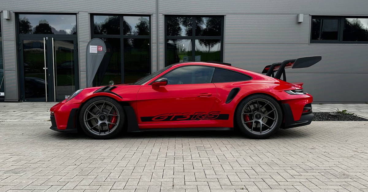Porsche 992 GT3 RS 2024 - elferspot.com - Marktplatz für Porsche Sportwagen