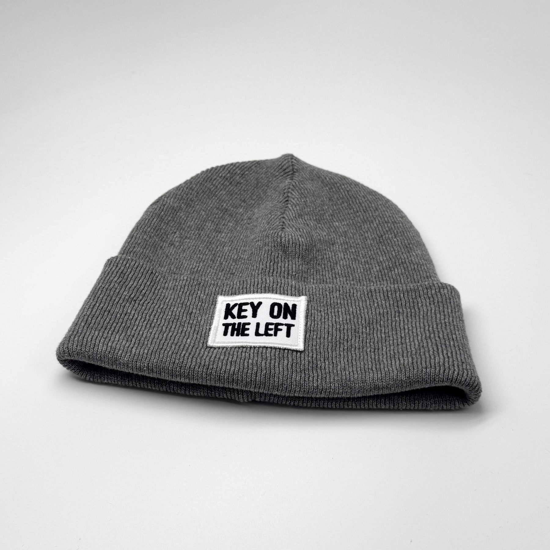 Beanie Key on the left - elferspot.com - Elferspot Shop Beanie Key on the left - elferspot.com - Elferspot Shop