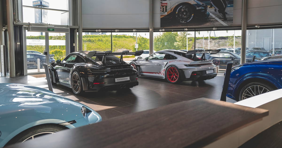 Porsche Centrum Groningen - elferspot.com - Marketplace for Porsche ...